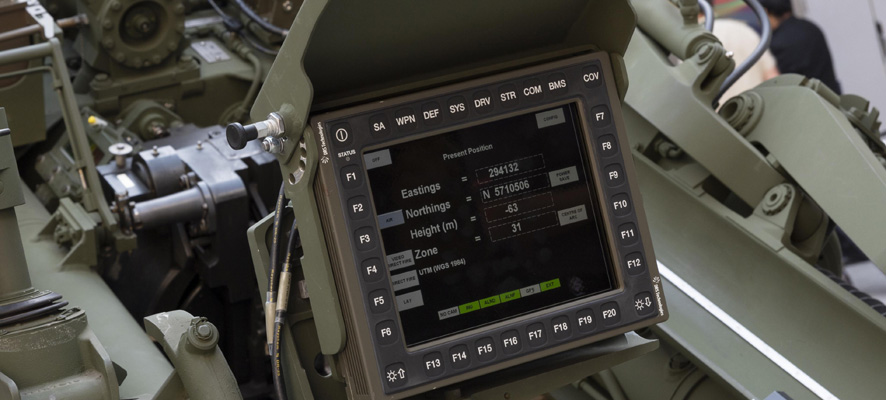 Leonardo engineers keeping British & Italian artillery on target | Leonardo in the UK