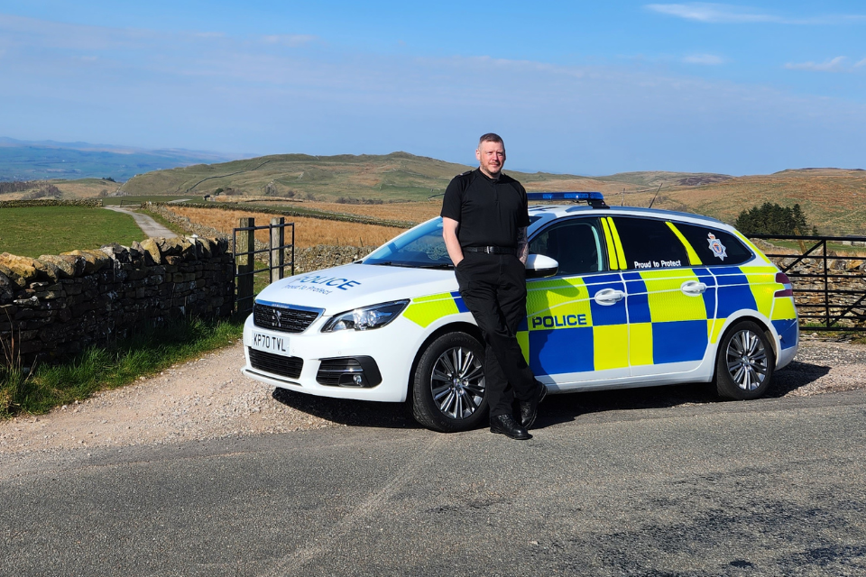 Adam Pickering | Leonardo in the UK