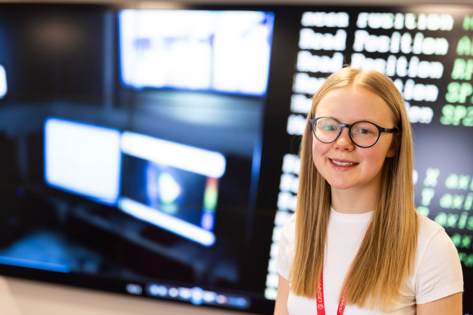 Becky McLean | Leonardo in the UK