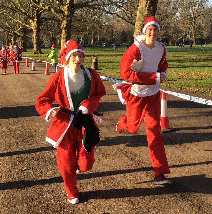 Santa Runs | Leonardo in the UK